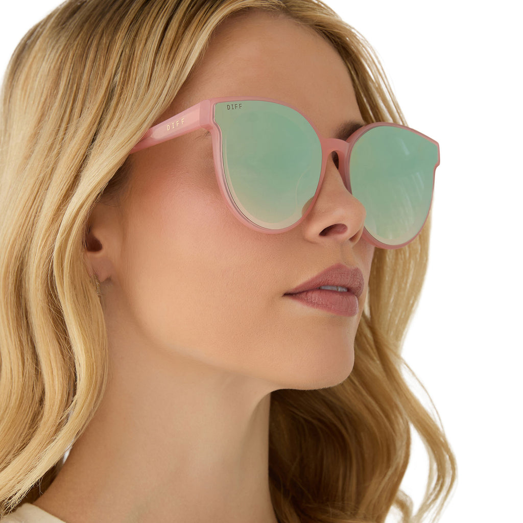 Gemma Round Sunglasses | Peach & Cool Matcha | DIFF Eyewear