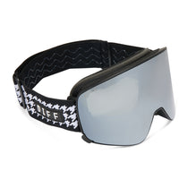 Frost Goggles | Houndstooth & Silver Mirror | DIFF Sport – DIFF Eyewear
