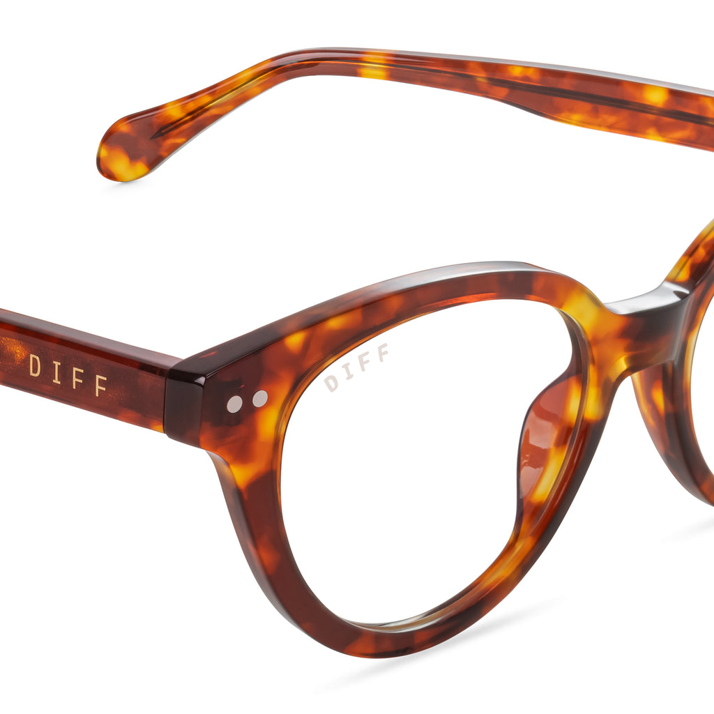 Carly Round Glasses | Amber Tortoise | Diff Eyewear